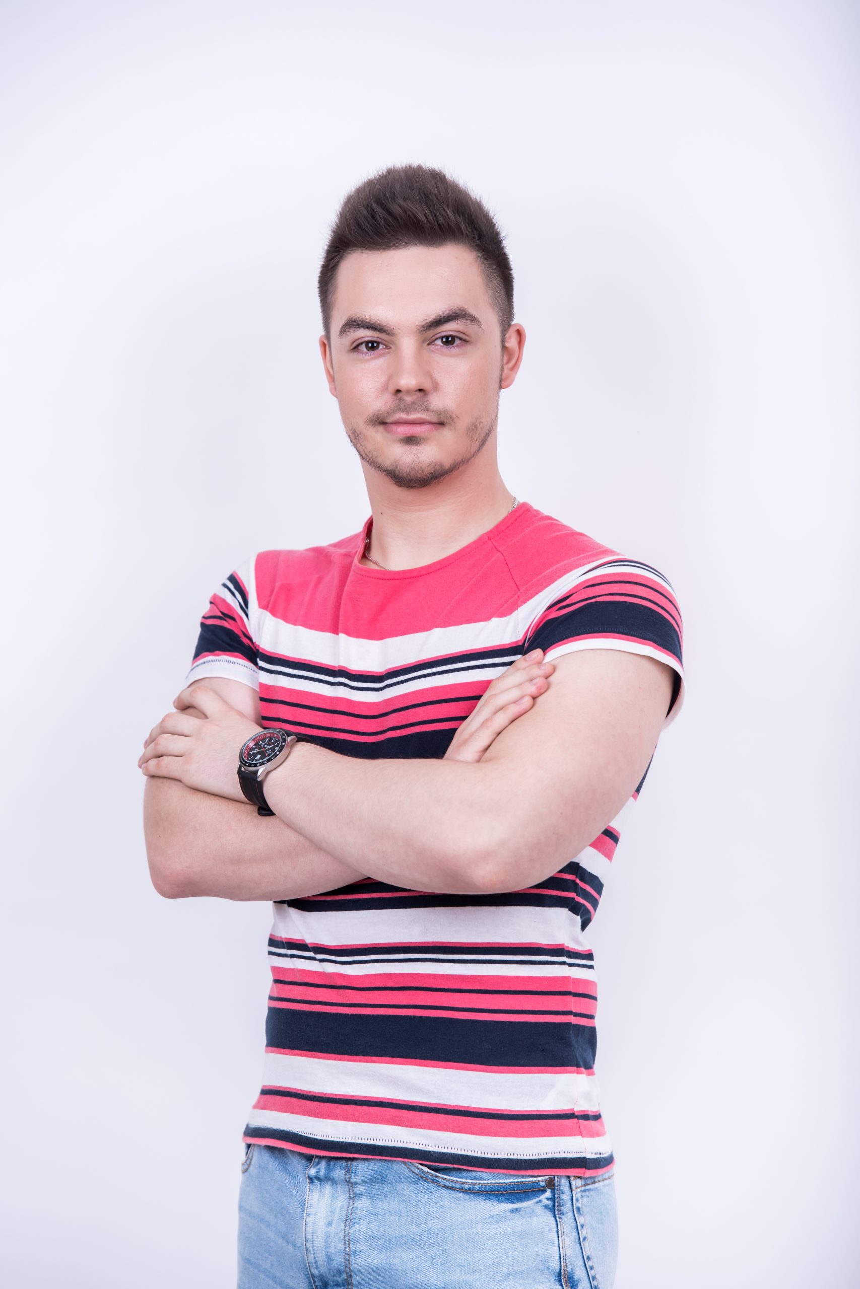 TikTok are încă un creator oficial. Află ce face Dragoș Popa pentru ...